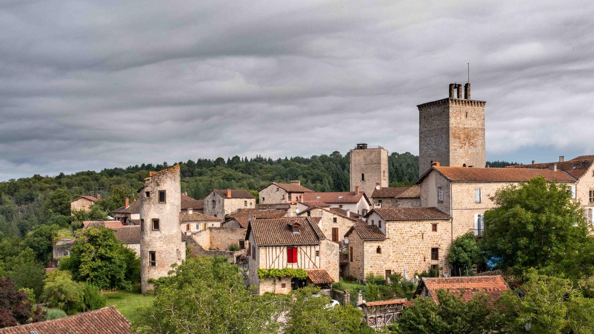 Cardaillac, the village with three towers | Figeac Tourism, Lot and Célé Valleys