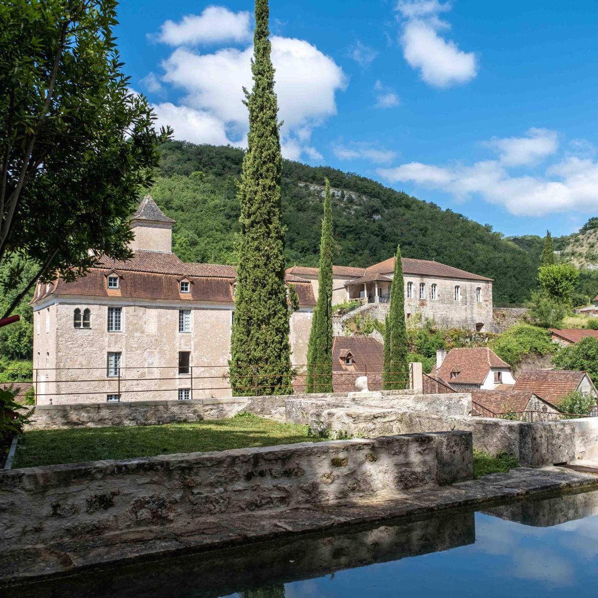 Larnagol et Calvignac : sites fortifiés | Figeac Tourisme, Vallées du ...